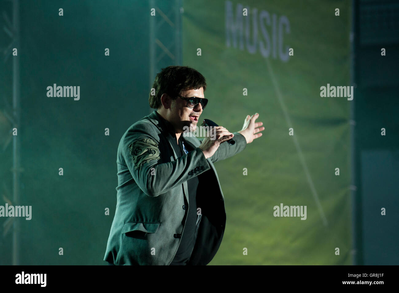 Prominenter hi-res stock photography and images - Alamy
