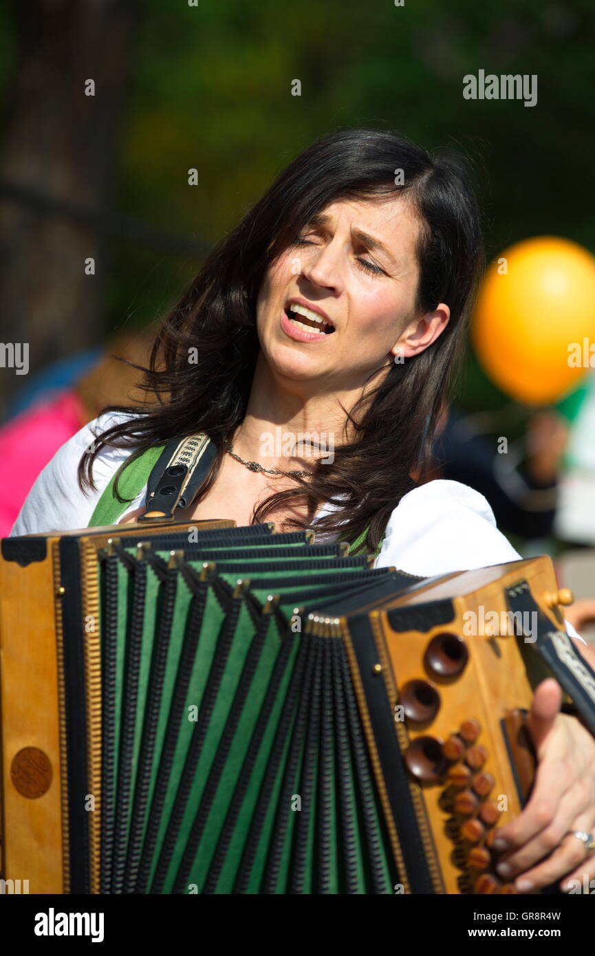 Austrian Folk Music Stock Photo - Alamy