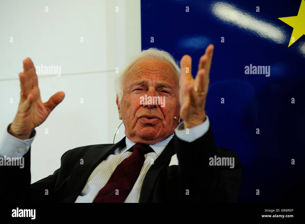 Dialogue With Ioan Holender Stock Photo - Alamy