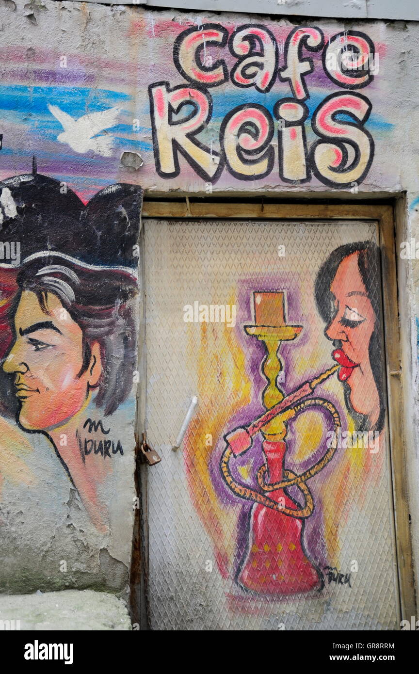 Bohemian Cihangir Neighborhood In Beyoglu District Of Istanbul Stock ...