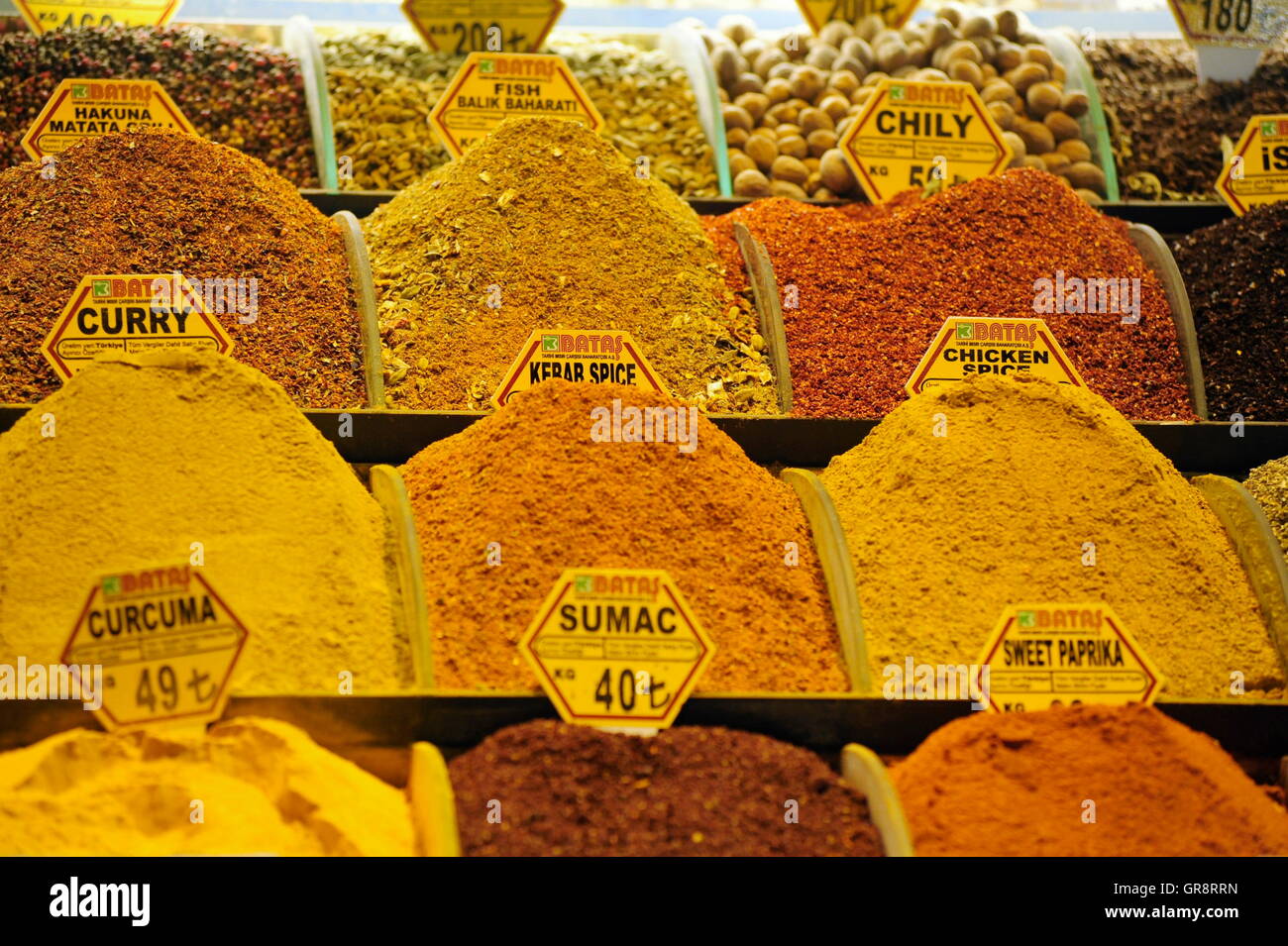 Spice Bazaar, Missir Tscharschi-Istanbul Stock Photo - Alamy