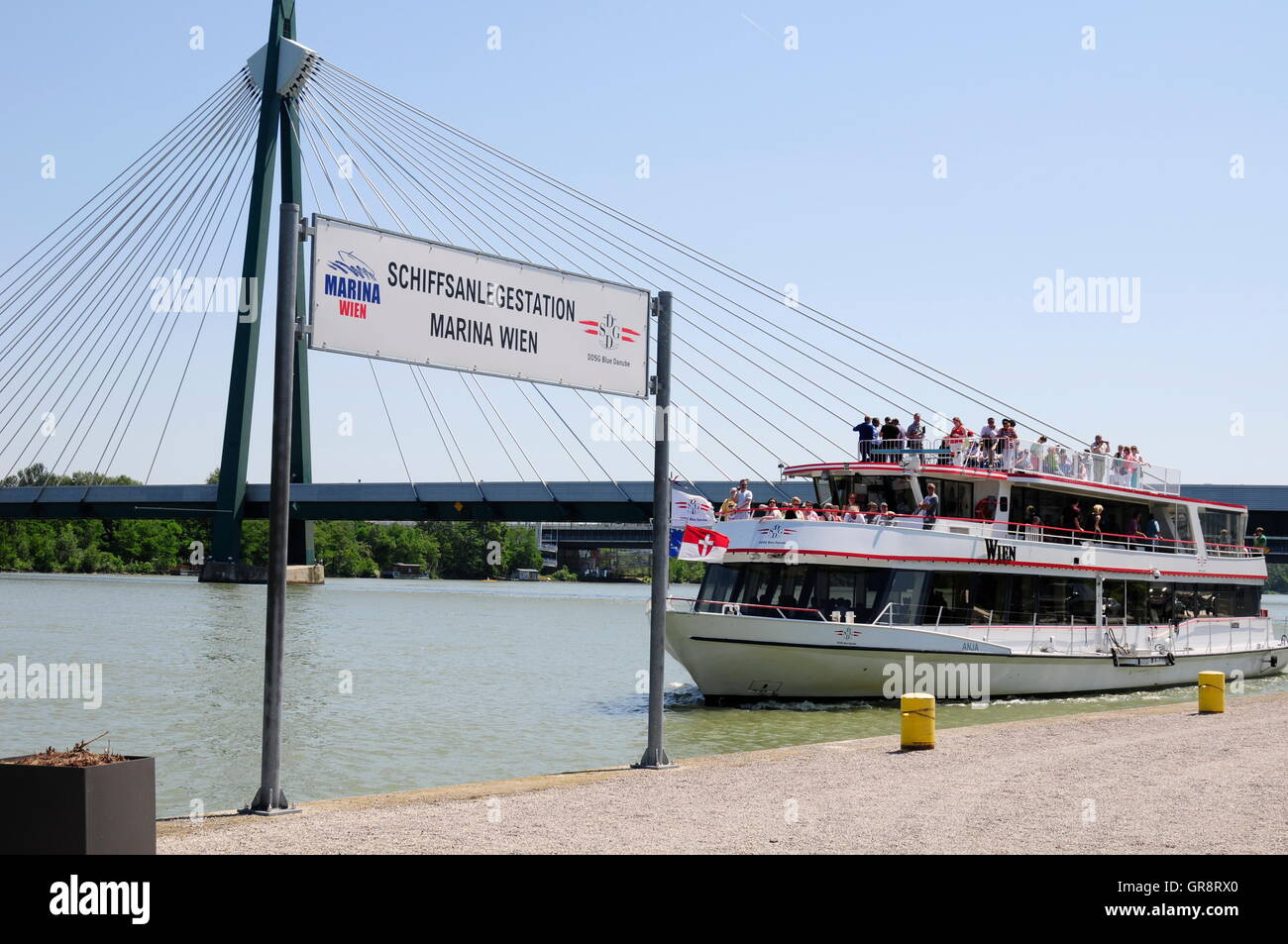 Marina Vienna High Resolution Stock Photography and Images - Alamy