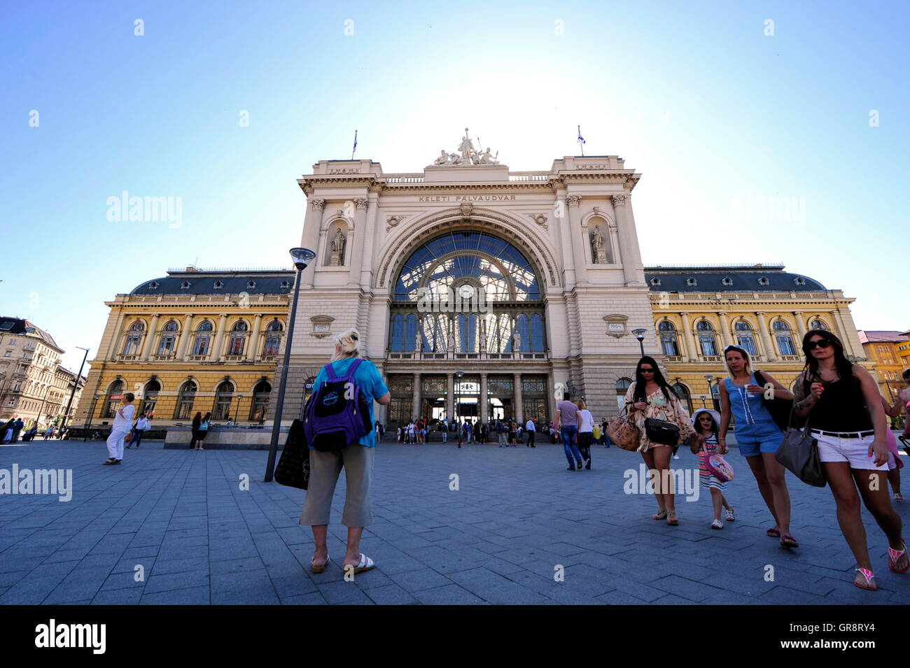 Station Budapest Keleti Stock Photo - Alamy