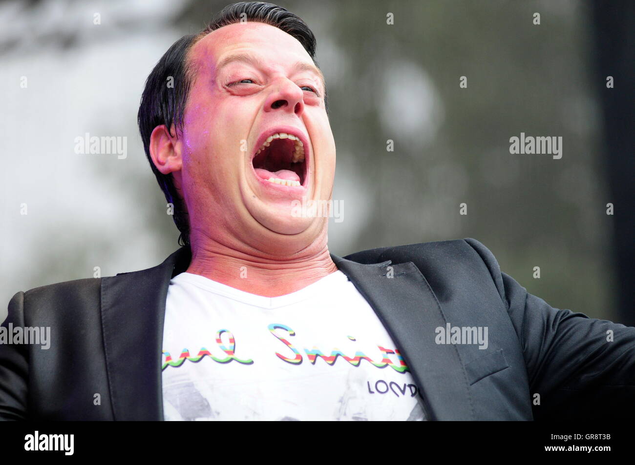 Pop star hi-res stock photography and images - Alamy