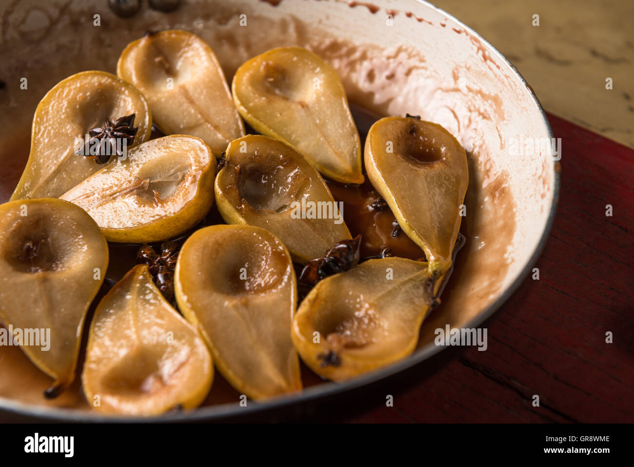 Culinary pears hi-res stock photography and images - Alamy