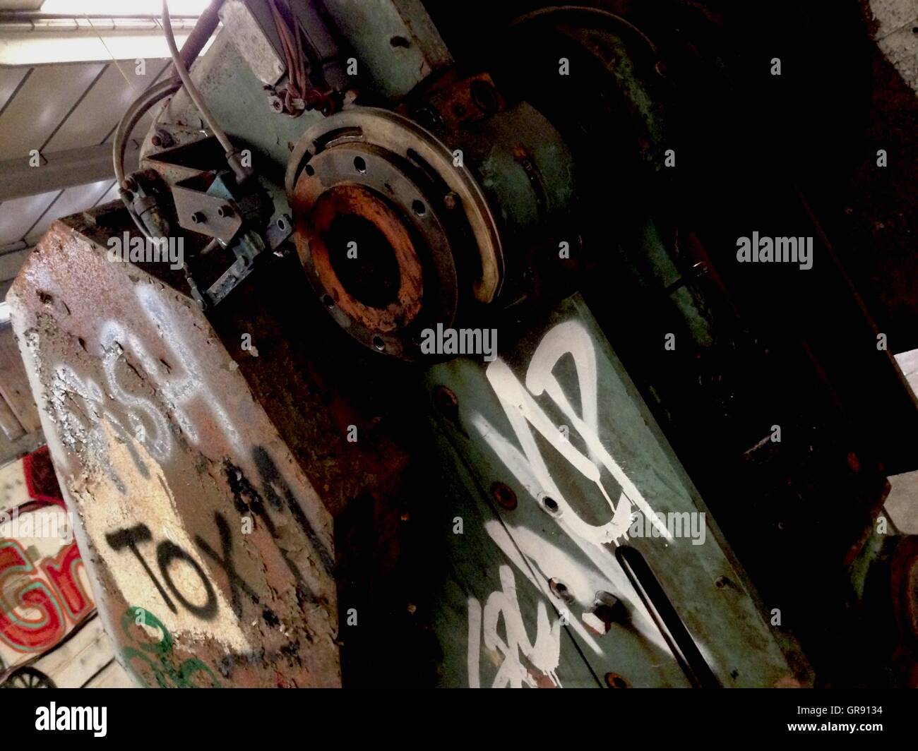 Old Factory Graffiti High Resolution Stock Photography and Images - Alamy