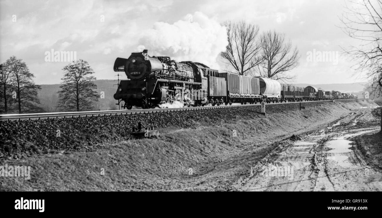 1225 hi-res stock photography and images - Alamy