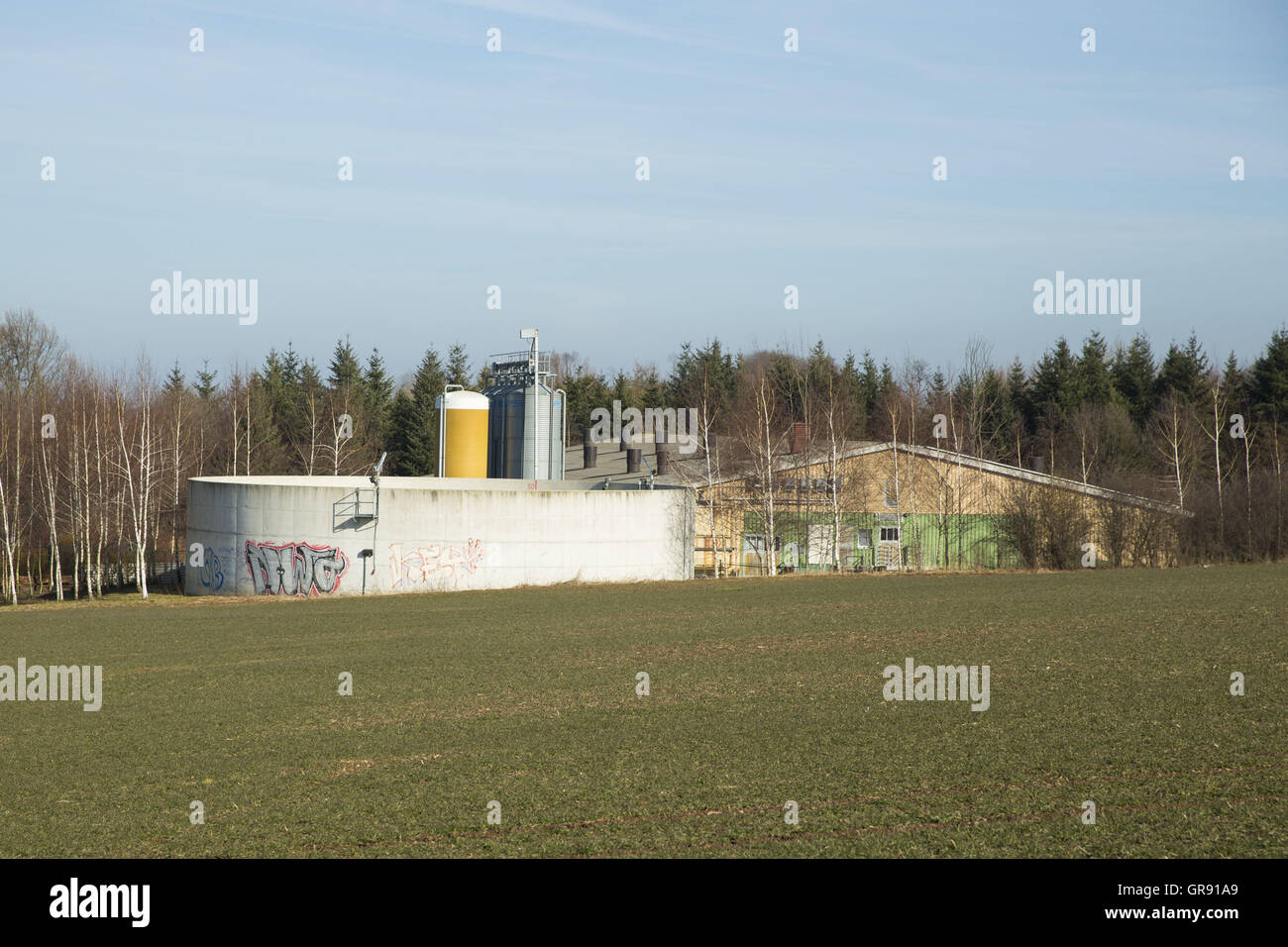 Pig manure hi-res stock photography and images - Alamy