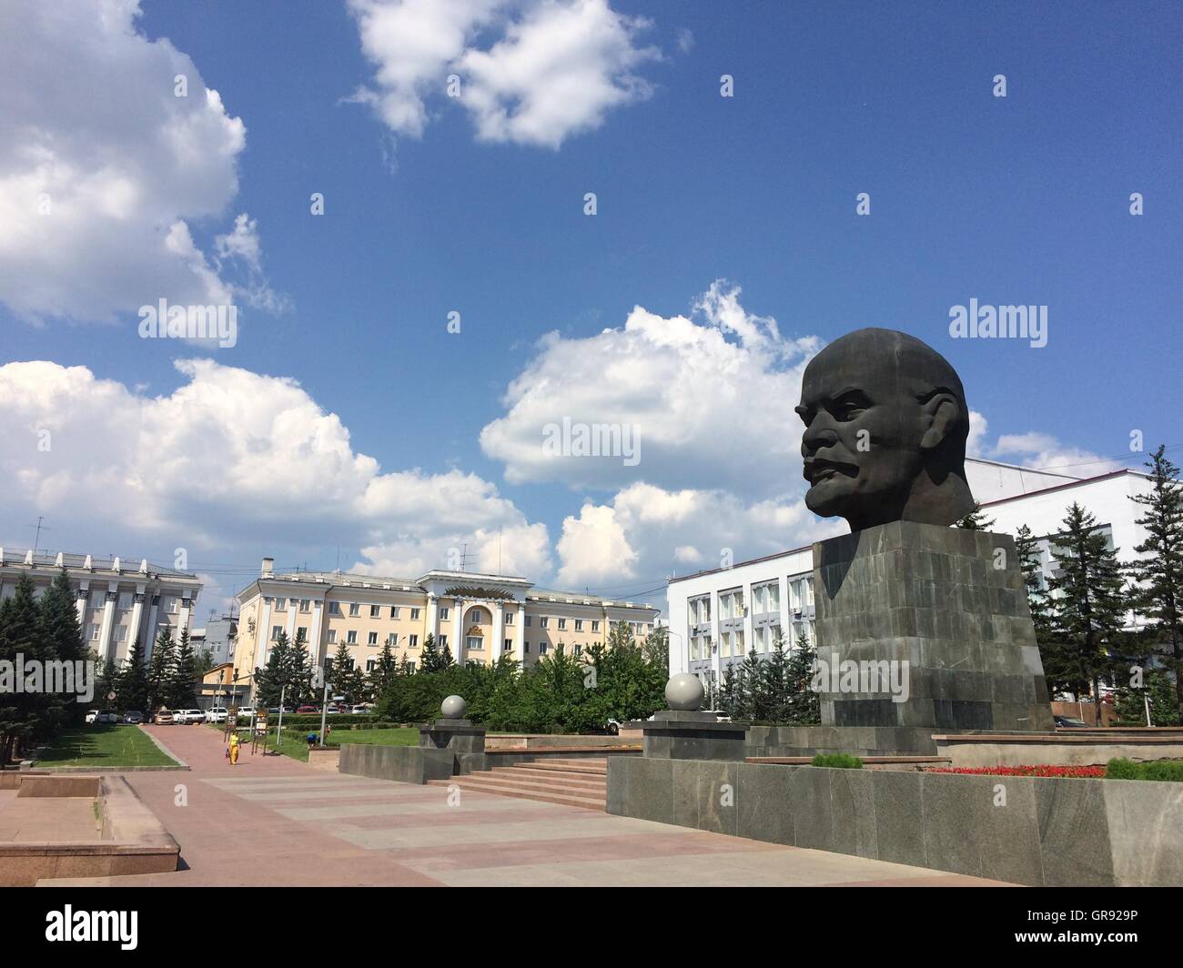 Vladimir Lenin Body High Resolution Stock Photography and Images - Alamy