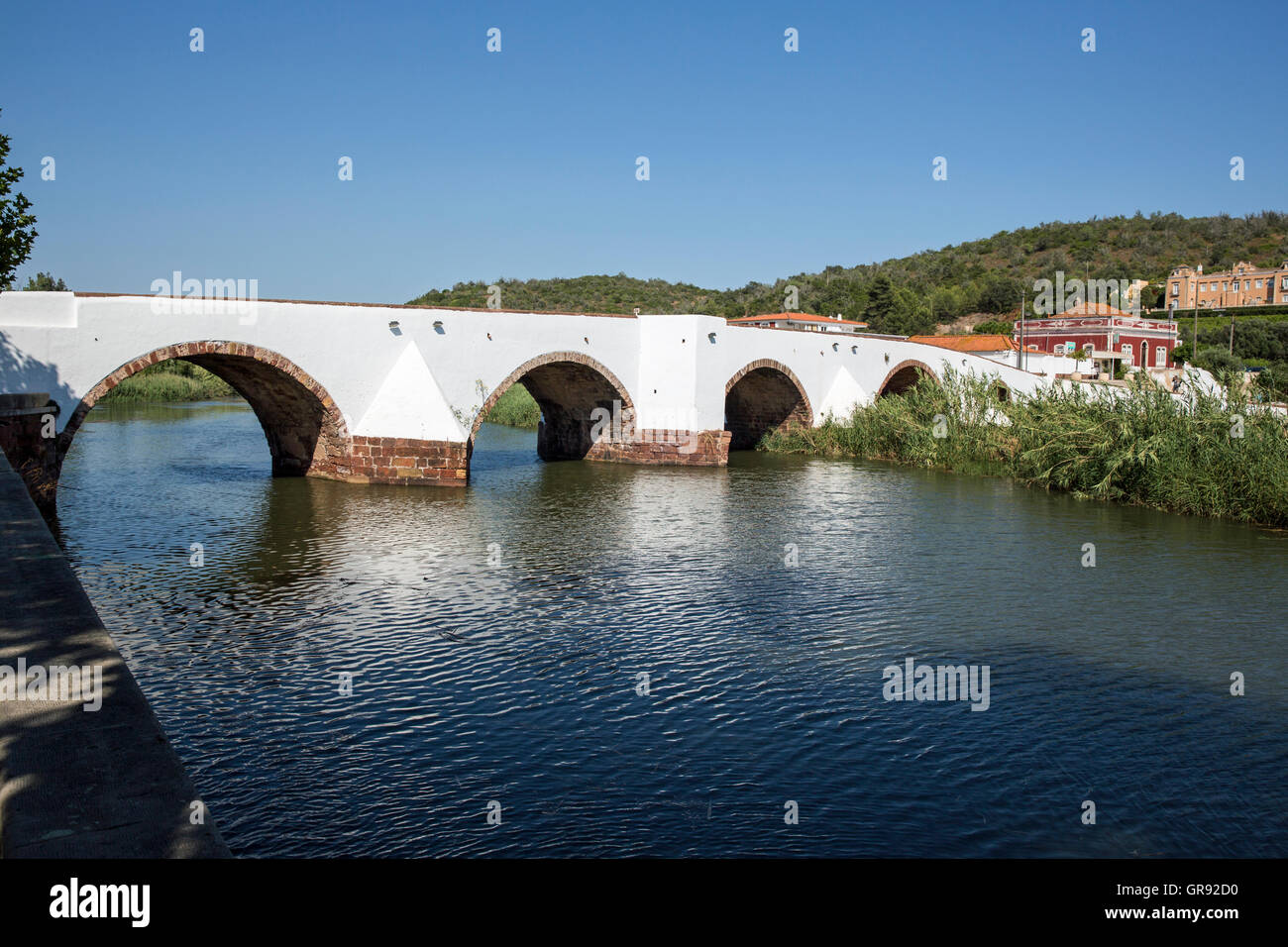 Bridge over the rio arade hi-res stock photography and images - Alamy