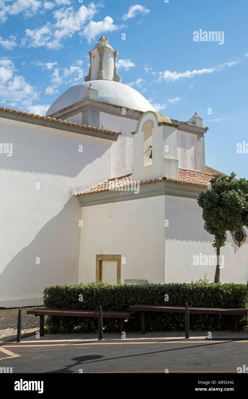 Back of the church hi-res stock photography and images - Alamy