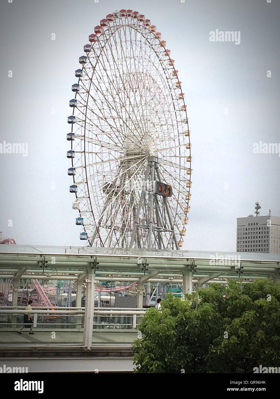 Cosmo clock 21 ferris wheel hi-res stock photography and images - Alamy