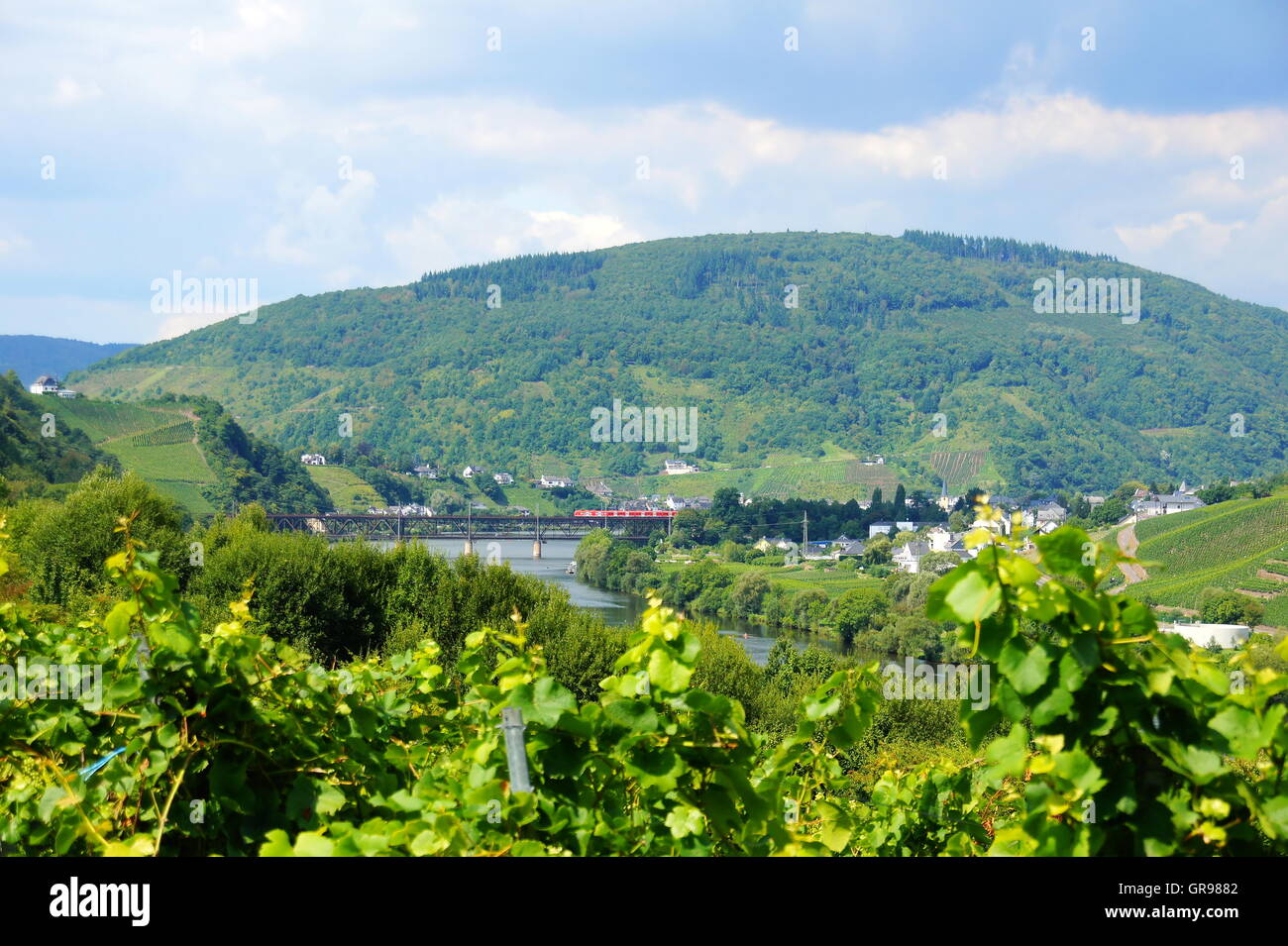 Bullay hi-res stock photography and images - Alamy