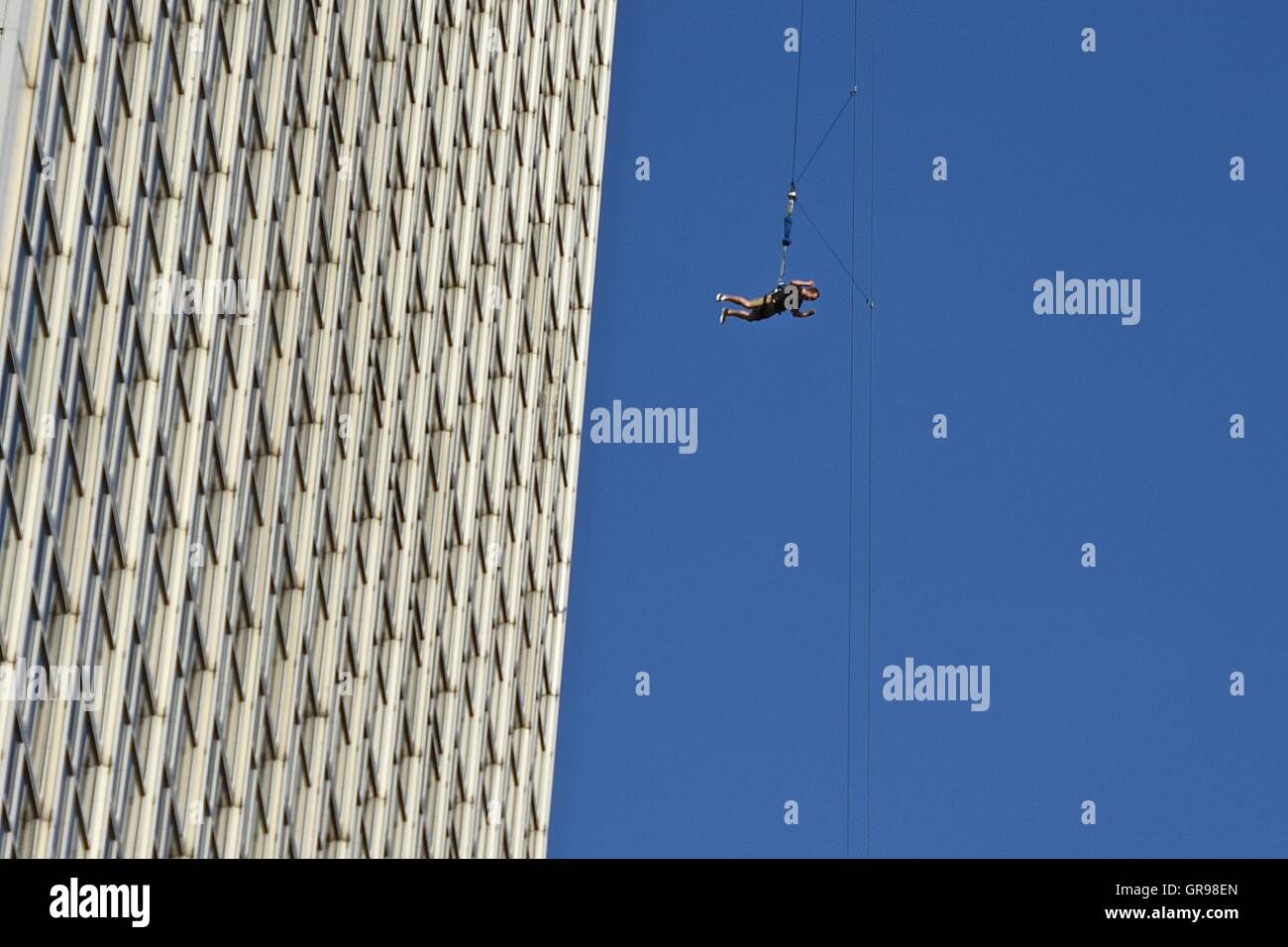 Bungee safety harness hi-res stock photography and images - Alamy