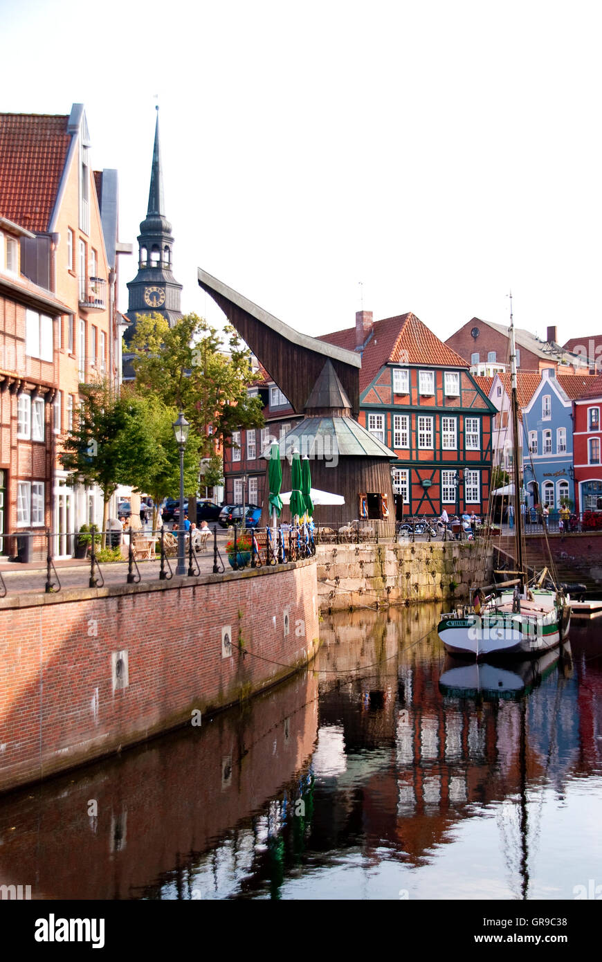 Truss city hi-res stock photography and images - Alamy