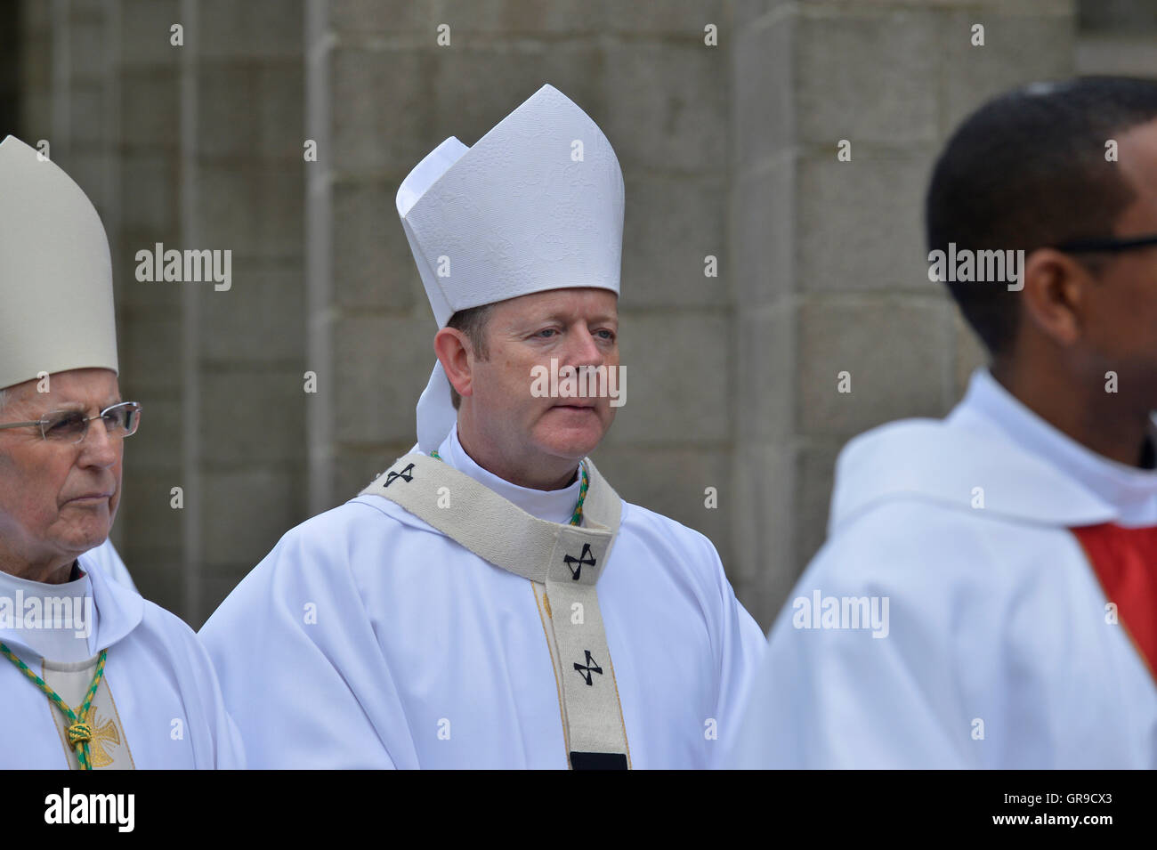 Hierarchy of catholic church hi-res stock photography and images - Alamy