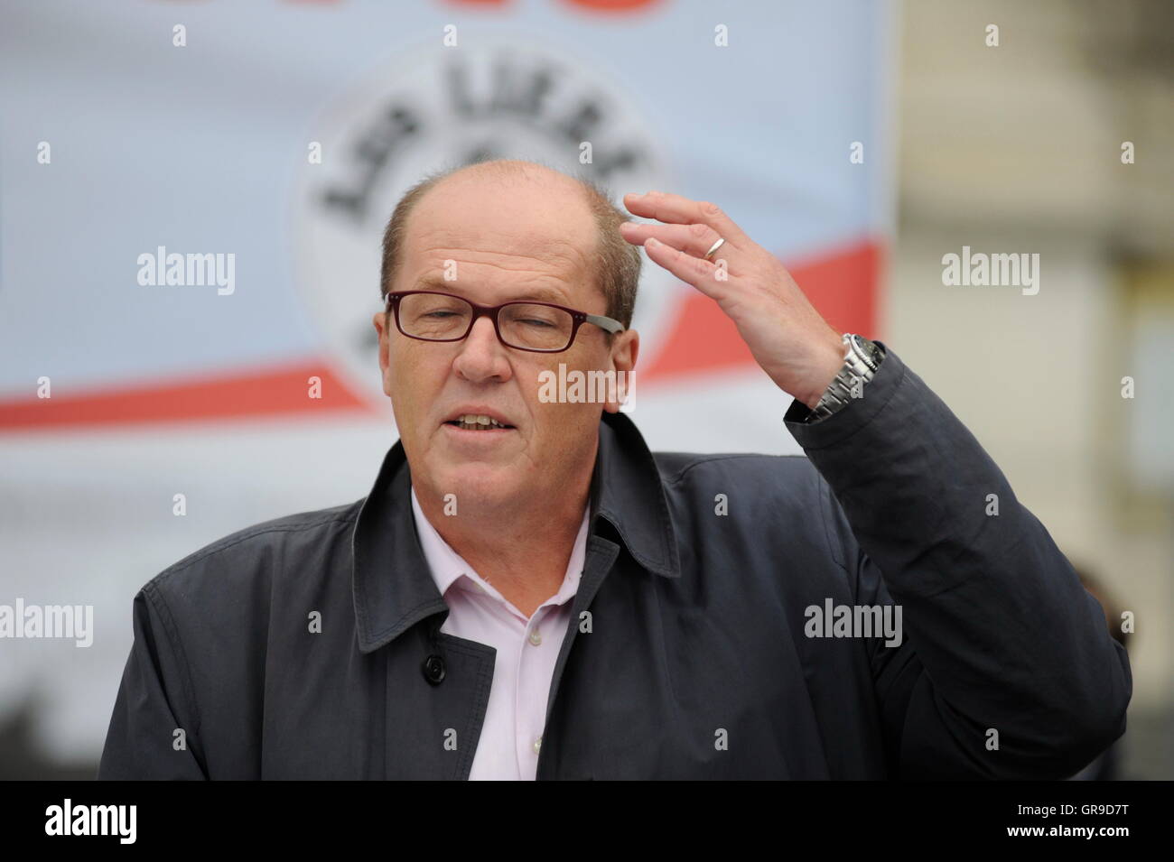 Spokesman for his nation hi-res stock photography and images - Alamy