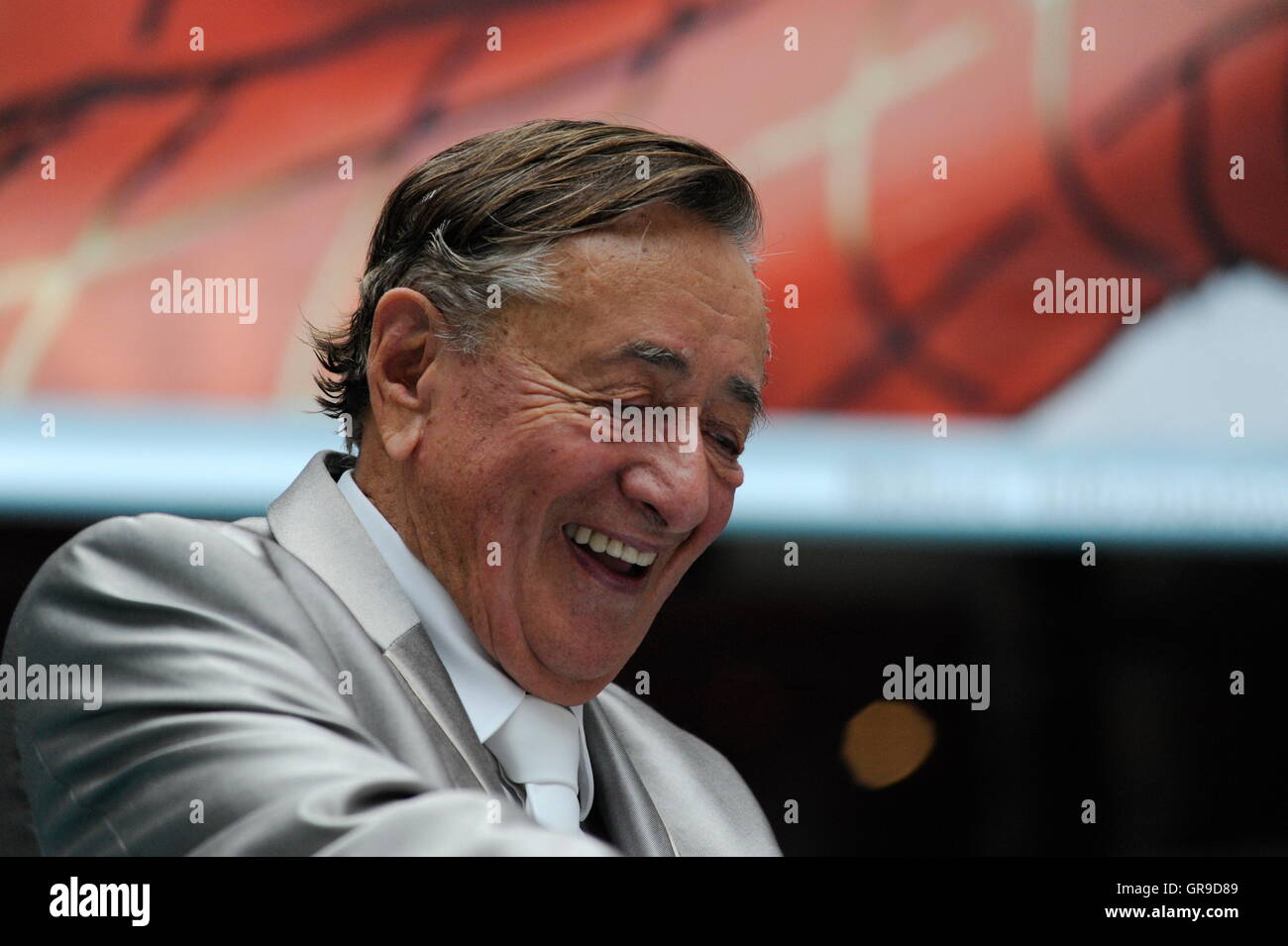 Richard lugner hi-res stock photography and images - Alamy