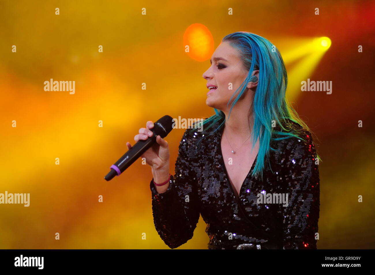 Sheppard band hi-res stock photography and images - Alamy