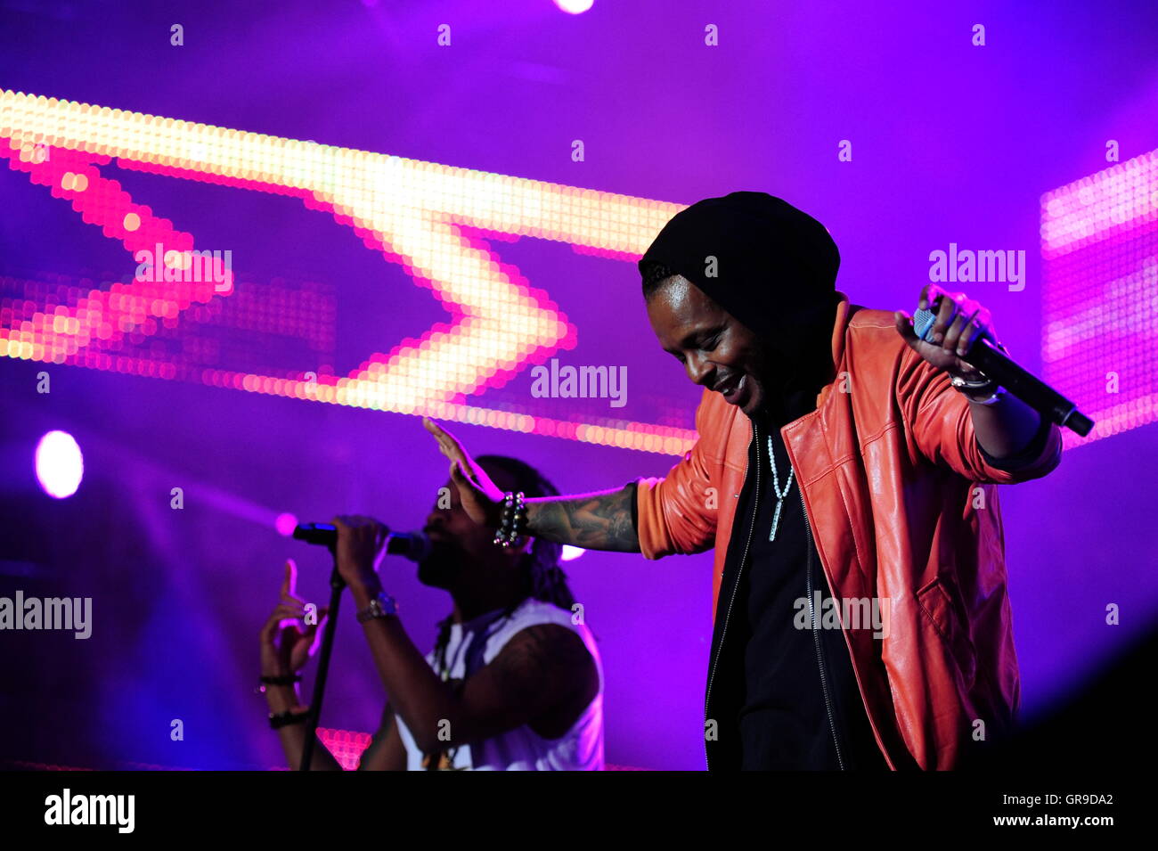Yosef wolde mariam singer hi-res stock photography and images - Alamy