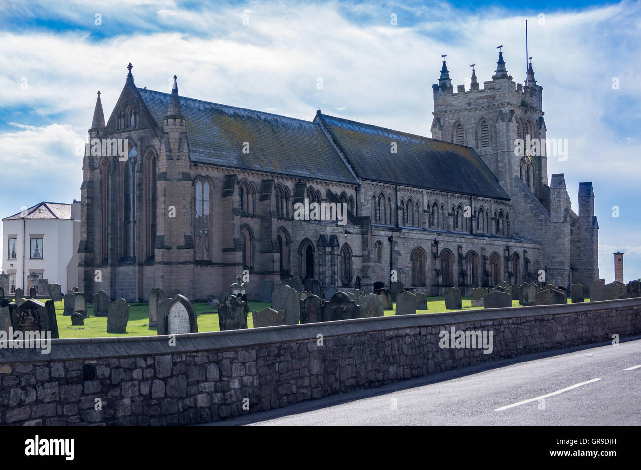 Saint hildas church hi-res stock photography and images - Alamy