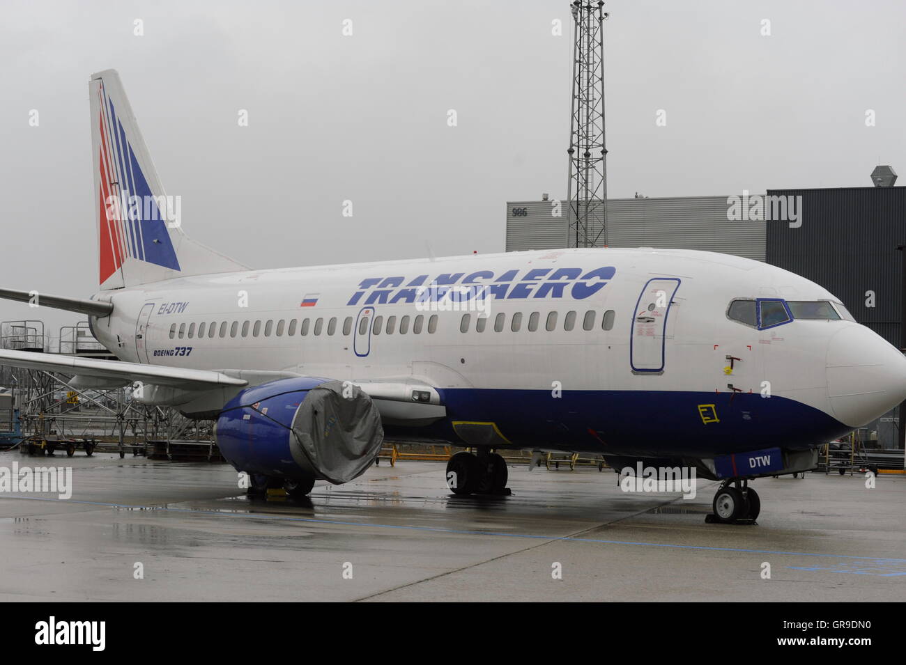 Transaero Airlines At The Vienna International Airport Stock Photo - Alamy