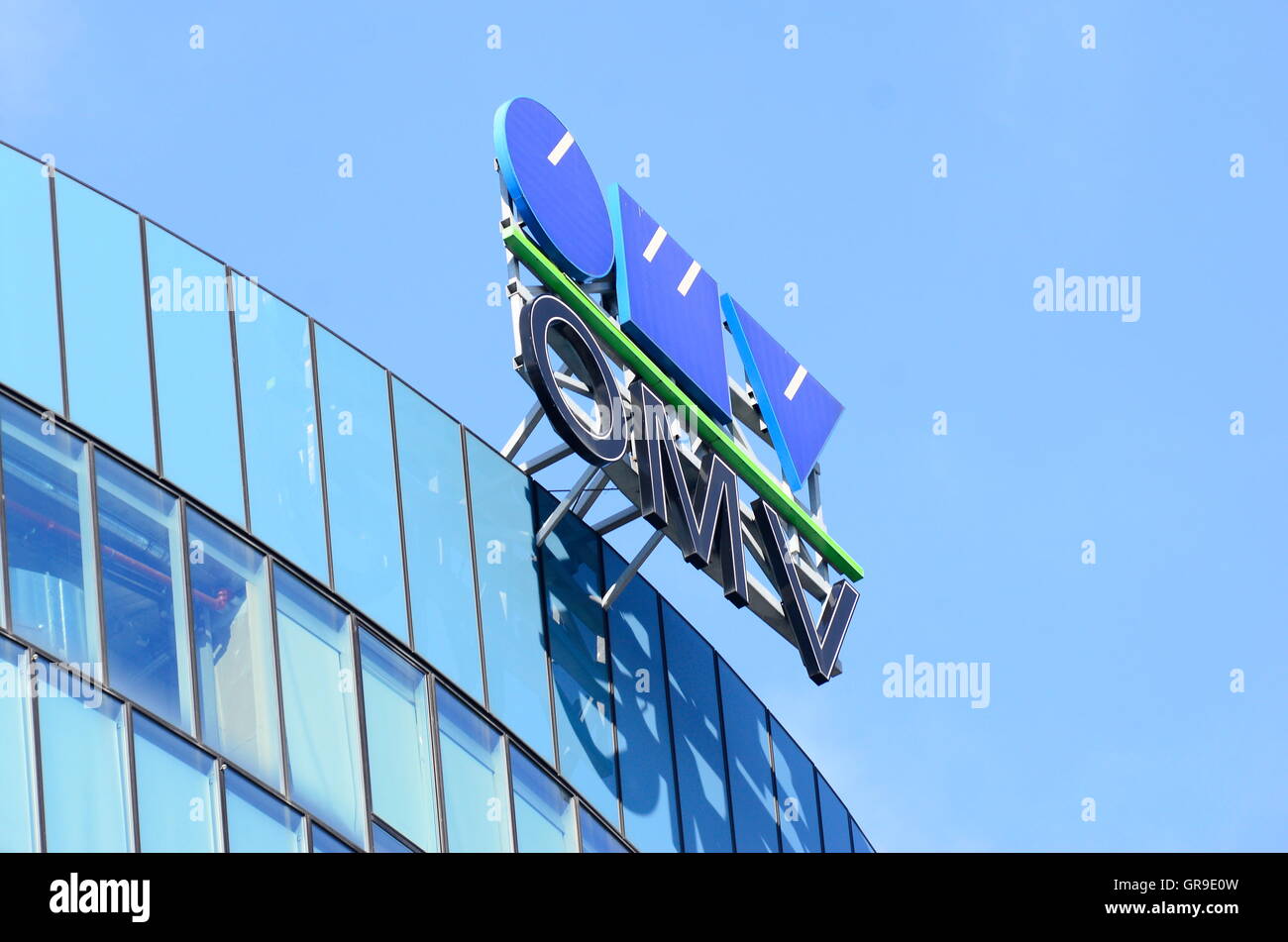 Omv headquarters in vienna hi-res stock photography and images - Alamy