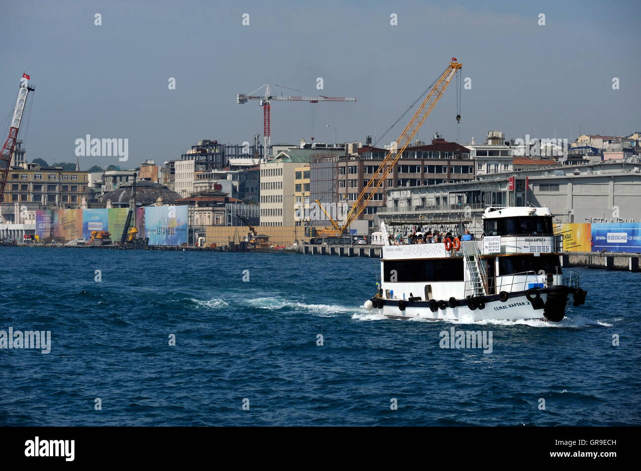 The Golden Horn In Istanbul, Turkey Stock Photo - Alamy