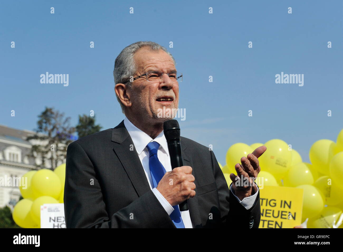 Austrian president alexander van der bellen hi-res stock photography ...