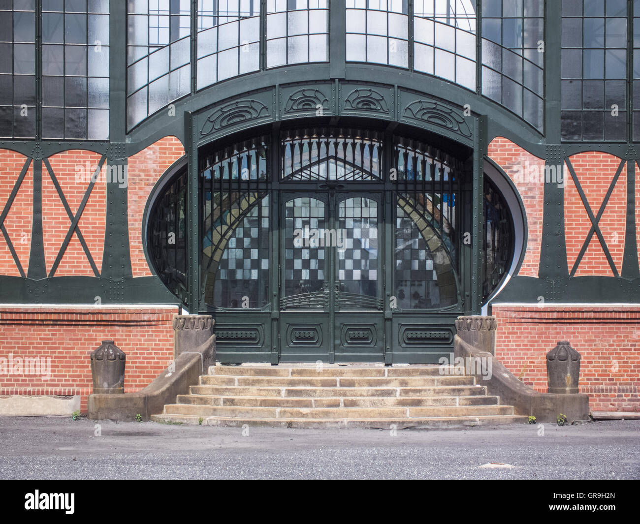 Engine hall hi-res stock photography and images - Alamy