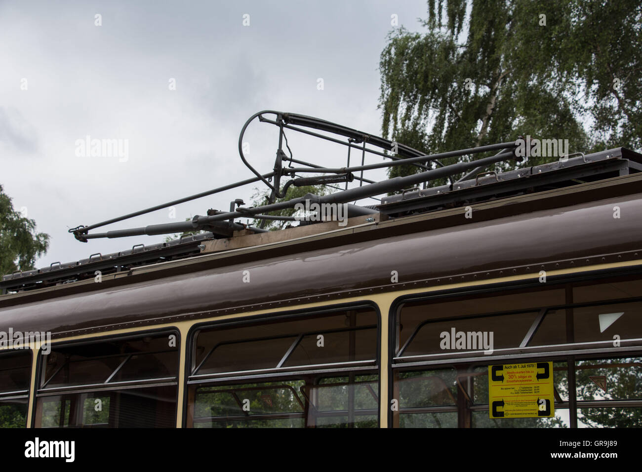 Pantograph rail hi-res stock photography and images - Alamy
