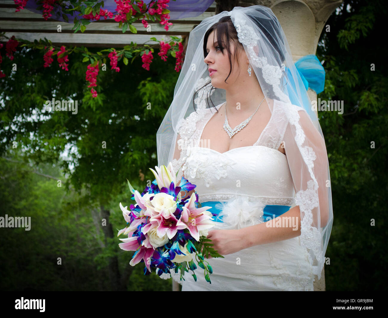 A bride in waiting Stock Photo - Alamy