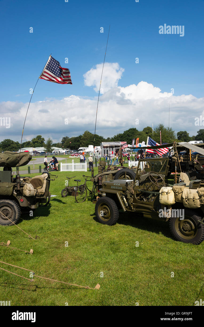 Army camp uk ww2 hi-res stock photography and images - Alamy