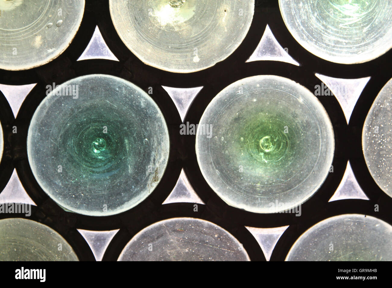 Leaded glass hi-res stock photography and images - Alamy