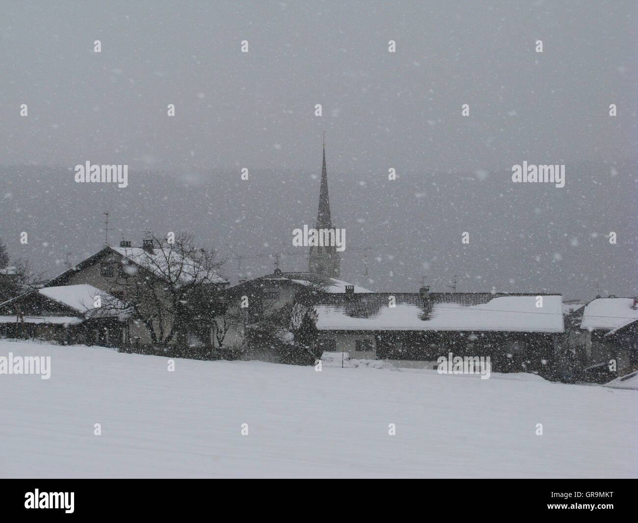 Issing hi-res stock photography and images - Alamy