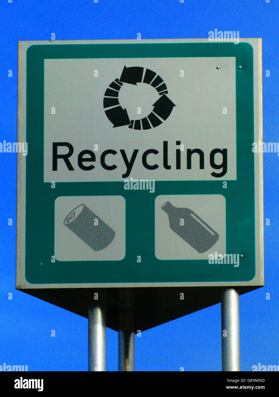 German recycling hi-res stock photography and images - Alamy