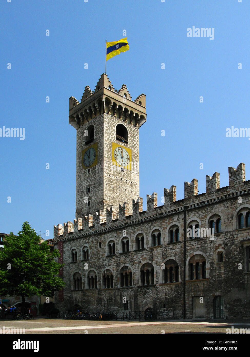 Trient hi-res stock photography and images - Alamy