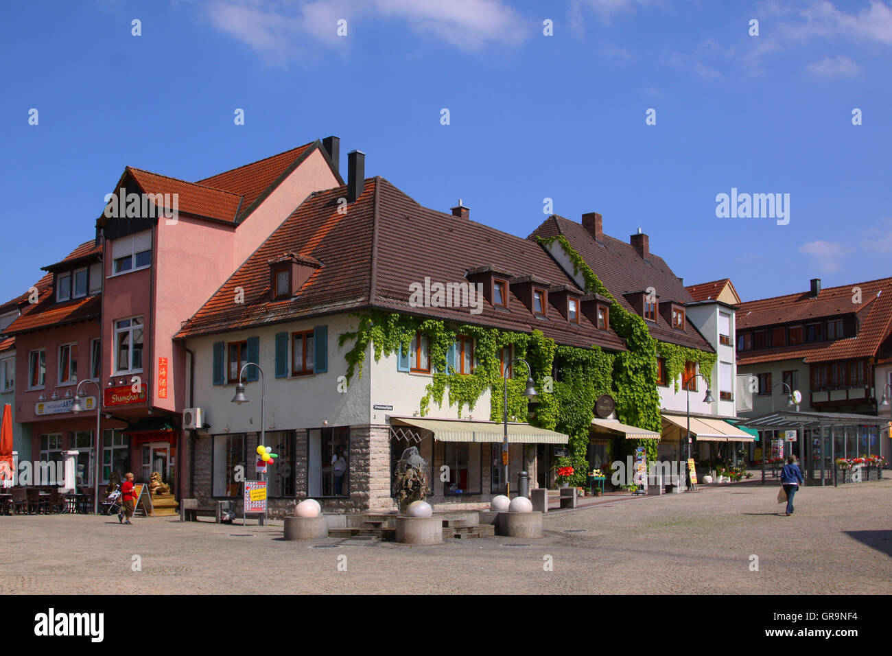 Marketplacespace hi-res stock photography and images - Alamy