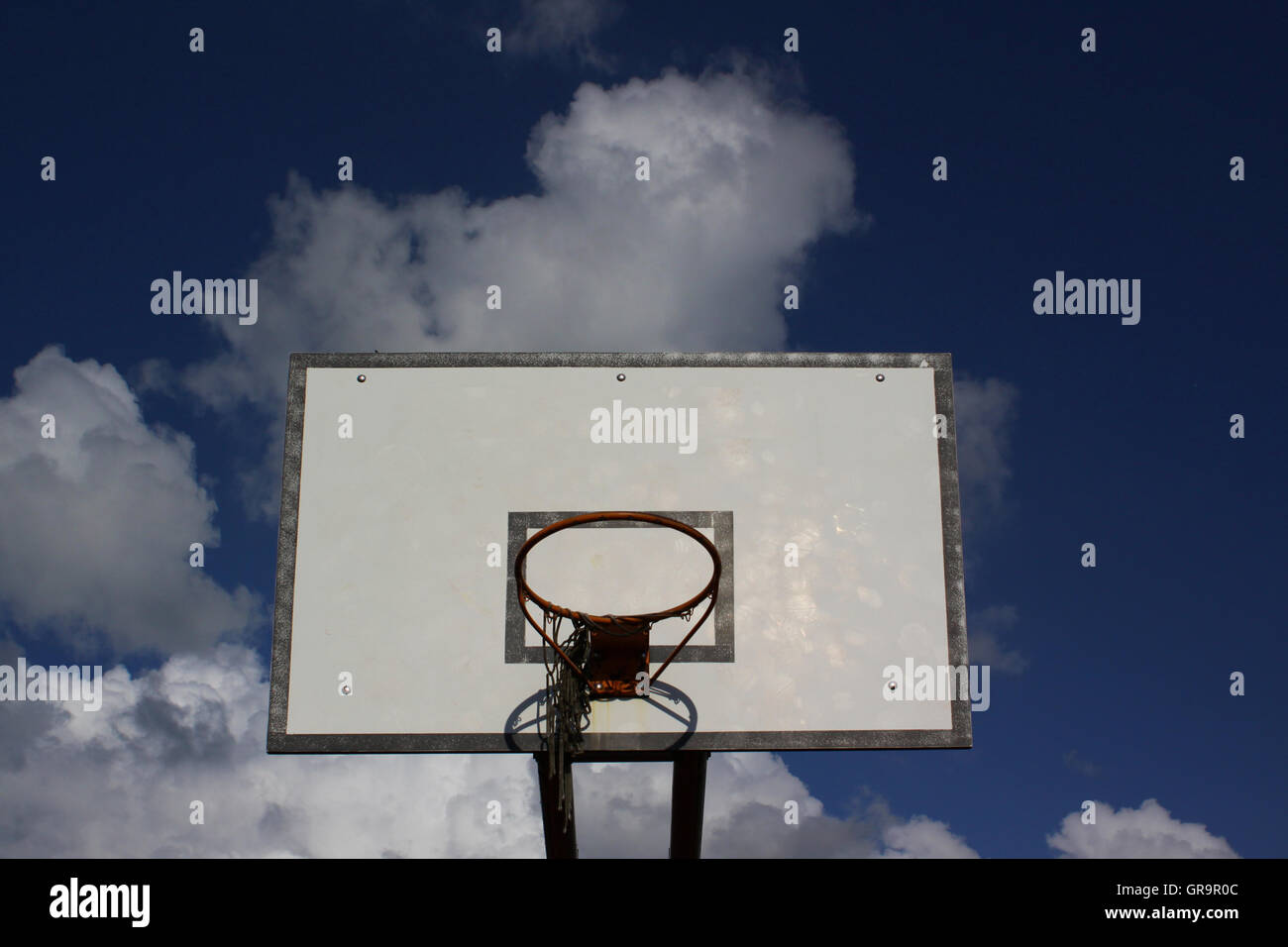 Basketball teamwork hi-res stock photography and images - Alamy