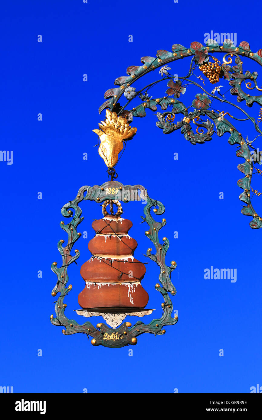 Wrought iron products hi-res stock photography and images - Alamy