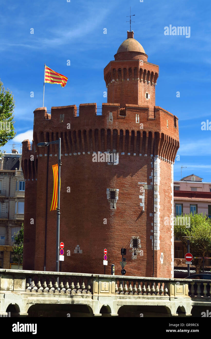 Perpignan hi-res stock photography and images - Alamy