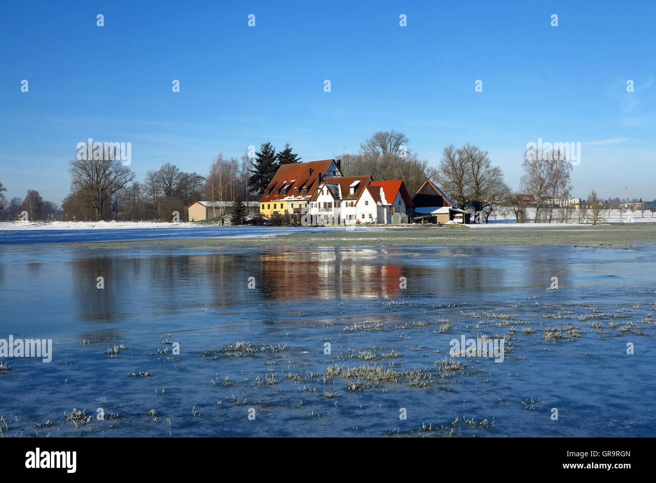Frozen flood waters hi-res stock photography and images - Alamy