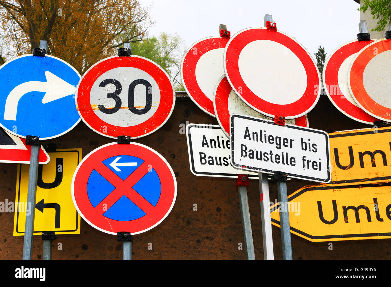 Road signs set hi-res stock photography and images - Alamy