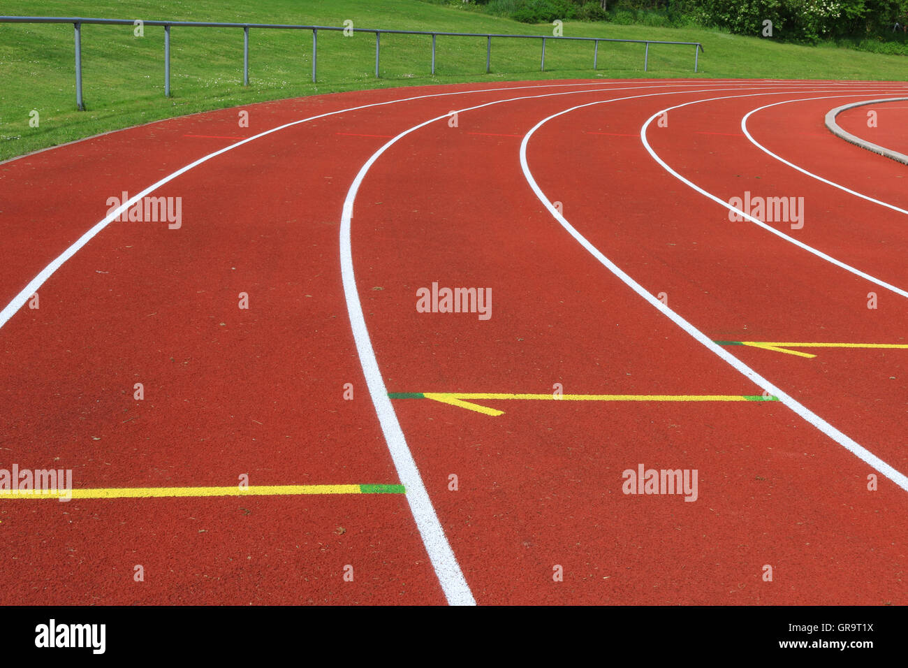 Race runway hi-res stock photography and images - Alamy