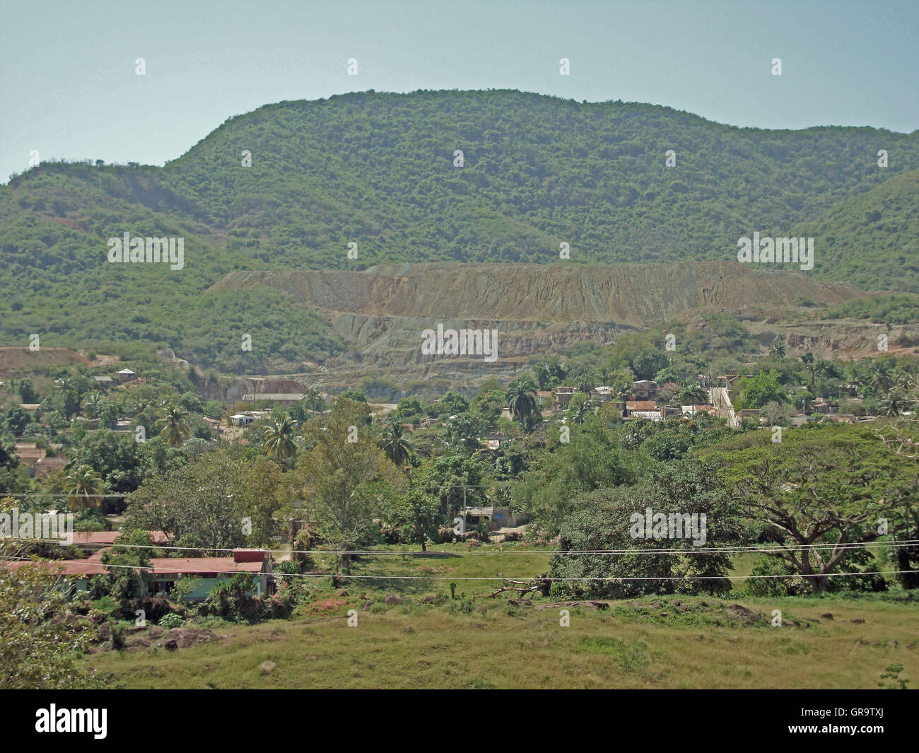 Open Pit Copper Mine In Cuba Near Santiago De Cuba Stock Photo - Alamy