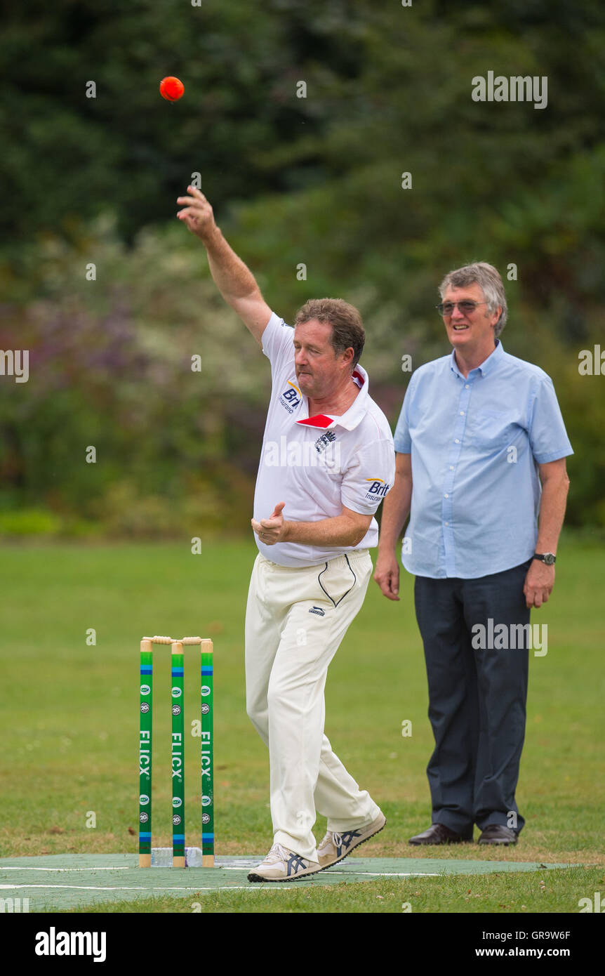 Piers Morgan bowling for the US team during the UK Press vs. US Press ...