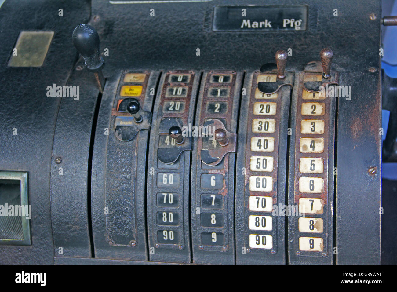 Past Checkout On A Counter Stock Photo - Alamy