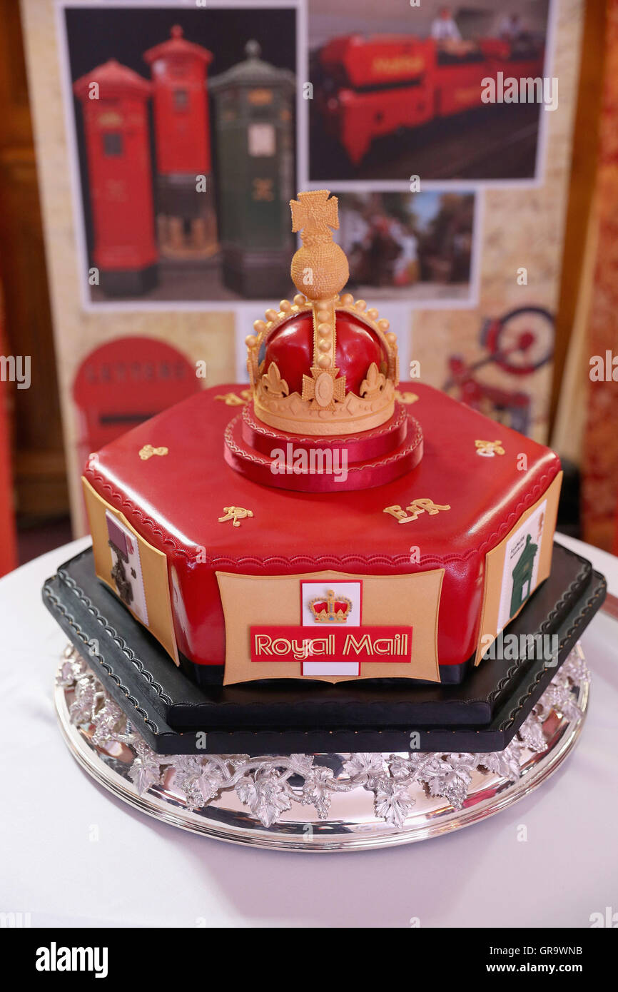 The celebratory Royal Mail 500 Cake that was cut into by the Prince of ...