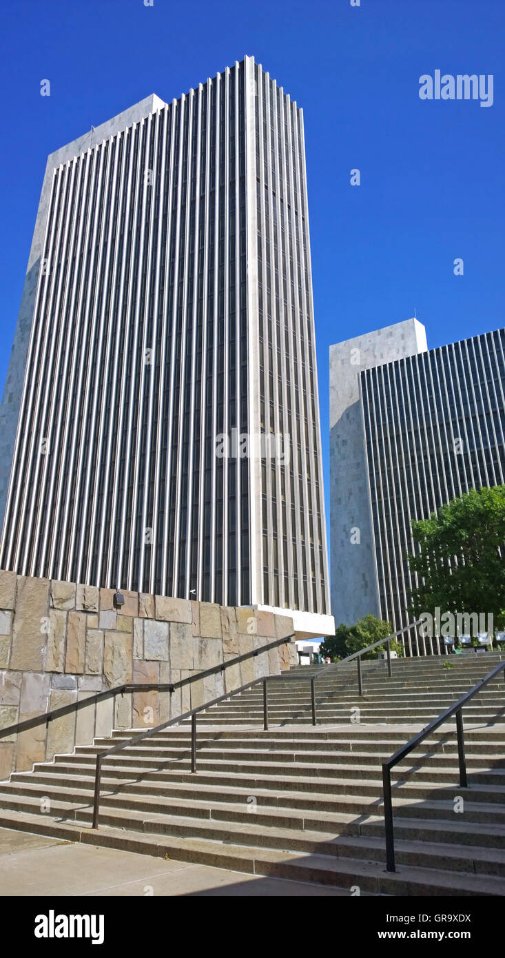 steps leading up to plaza with office buildings Stock Photo - Alamy