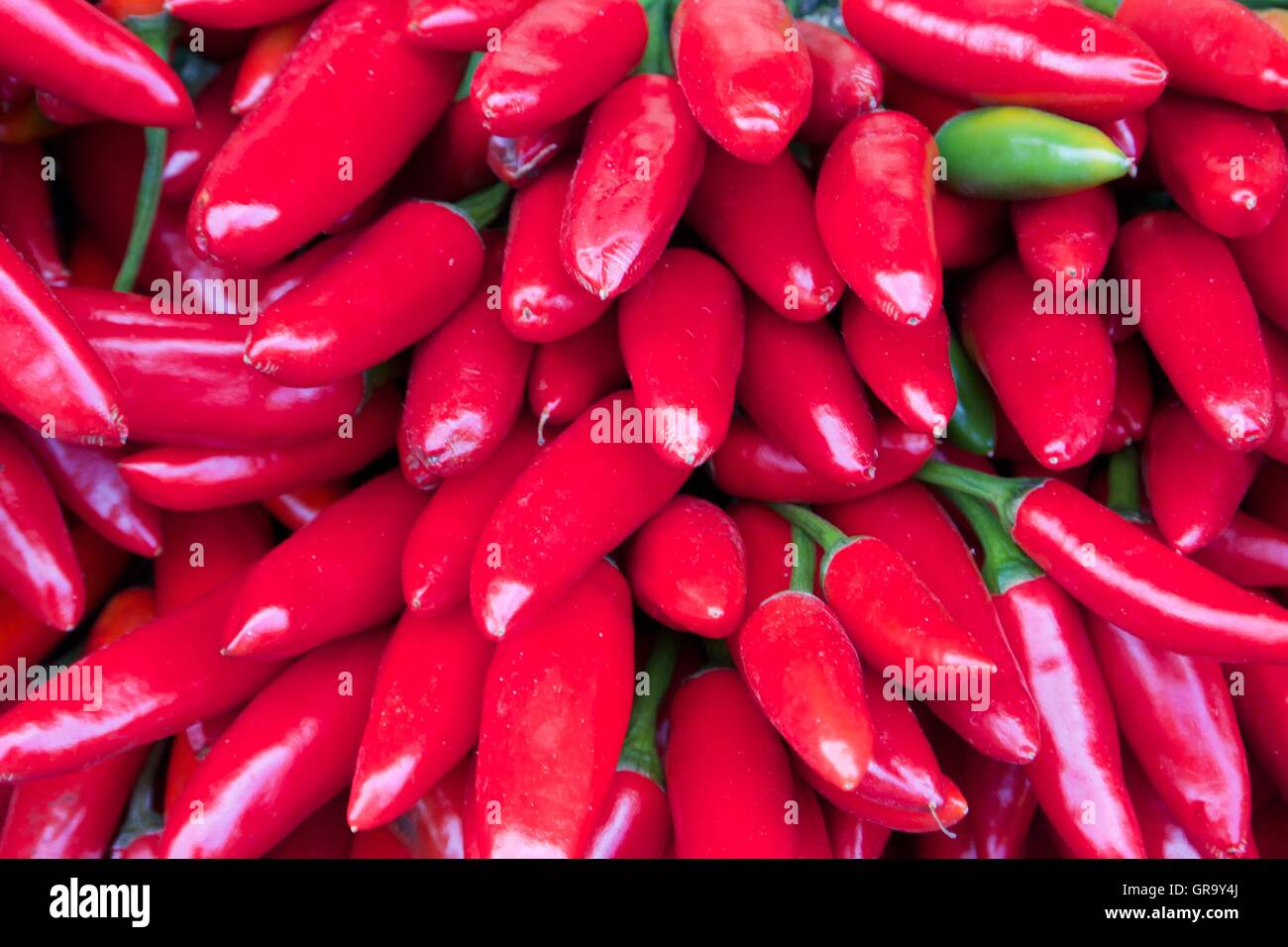 Peperoni hi-res stock photography and images - Alamy